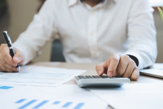 Contract Administrator vs. Contract Specialist: What's the Difference?